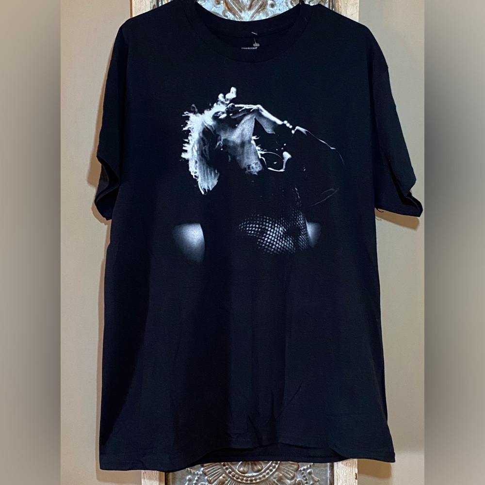 Official Machine Gun Kelly Born With Horns Front & Ba… - Gem